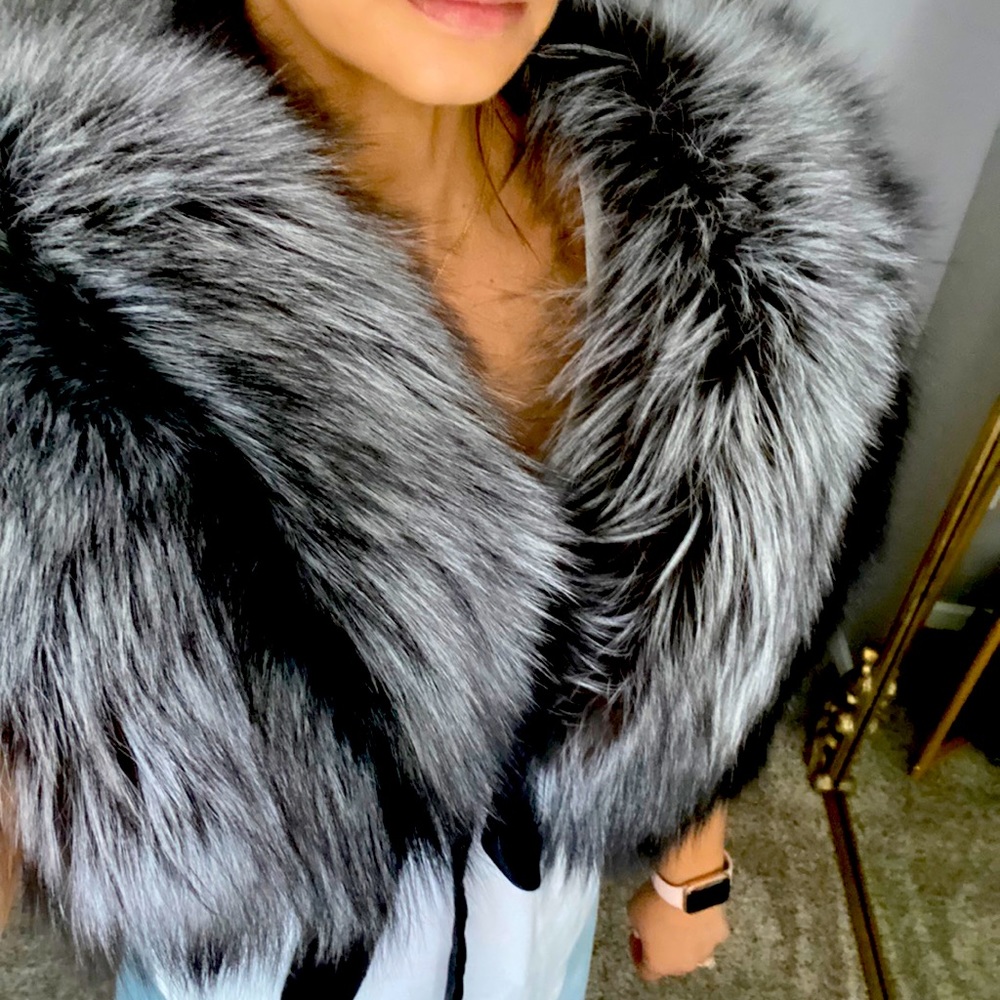 Luxury Real Fox Shawl 43 Inch Long - Gem